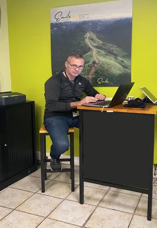 Security guards and cameras - Groupe Emile